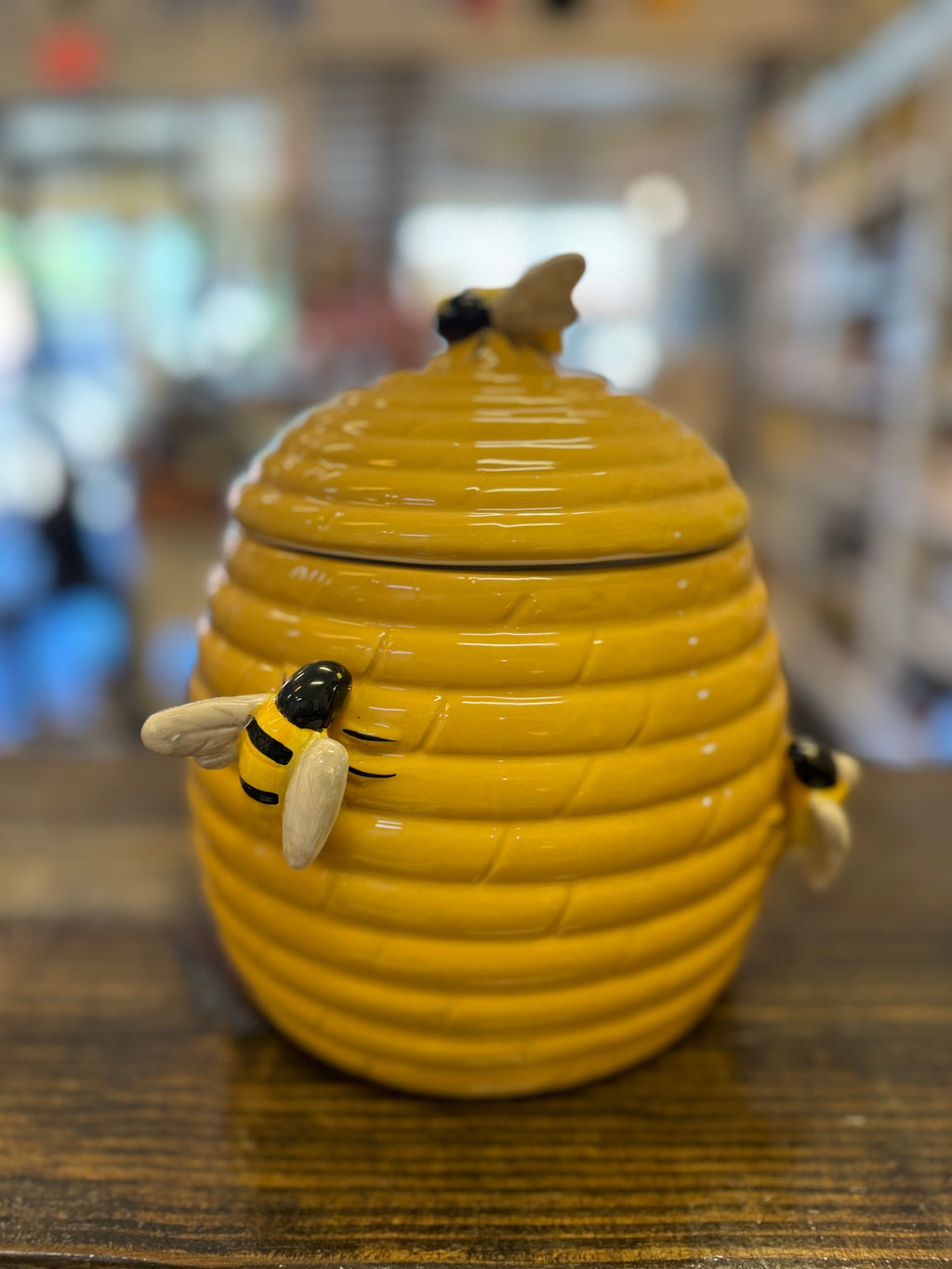 Honey Pot with Bees (large) – SweetNes Honey Apiaries & Beetique