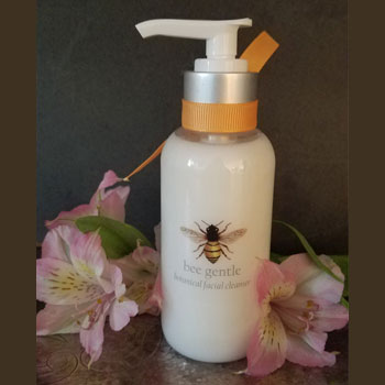 "Bee Gentle" Botanical Face Wash – SweetNes Honey Apiaries & Beetique
